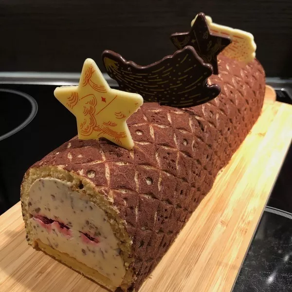 Bûche stracciatella et framboises | Guy Demarle