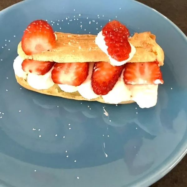 Eclair Fraises chantilly - Recette i-Cook'in | Guy Demarle