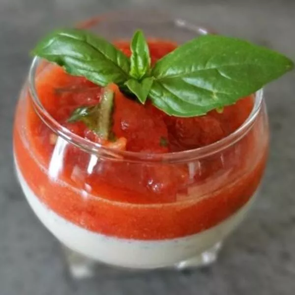Verrines de tomates au Parmesan - Recette i-Cook'in | Guy Demarle