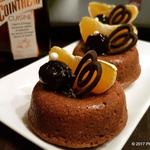 Savarins moelleux au chocolat et aux fruits rouges - Recette i-Cook'in ...