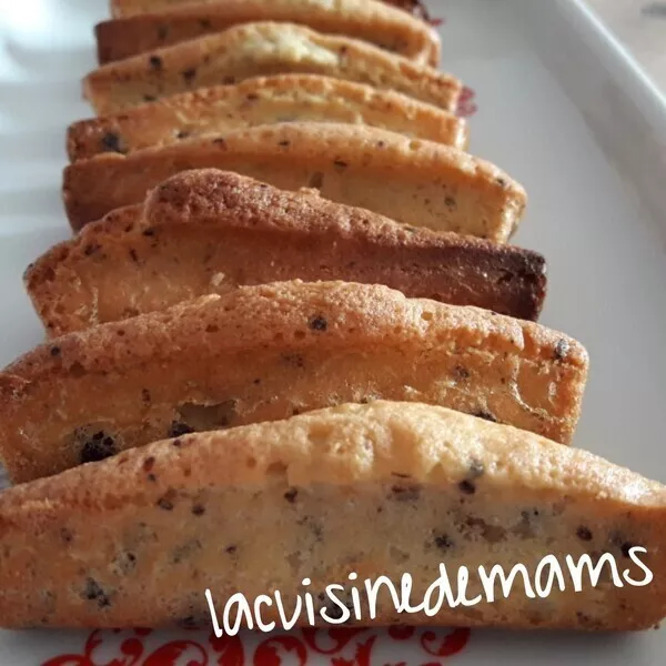 Madeleines longues aux pépites de chocolat - Recette i-Cook'in | Guy ...
